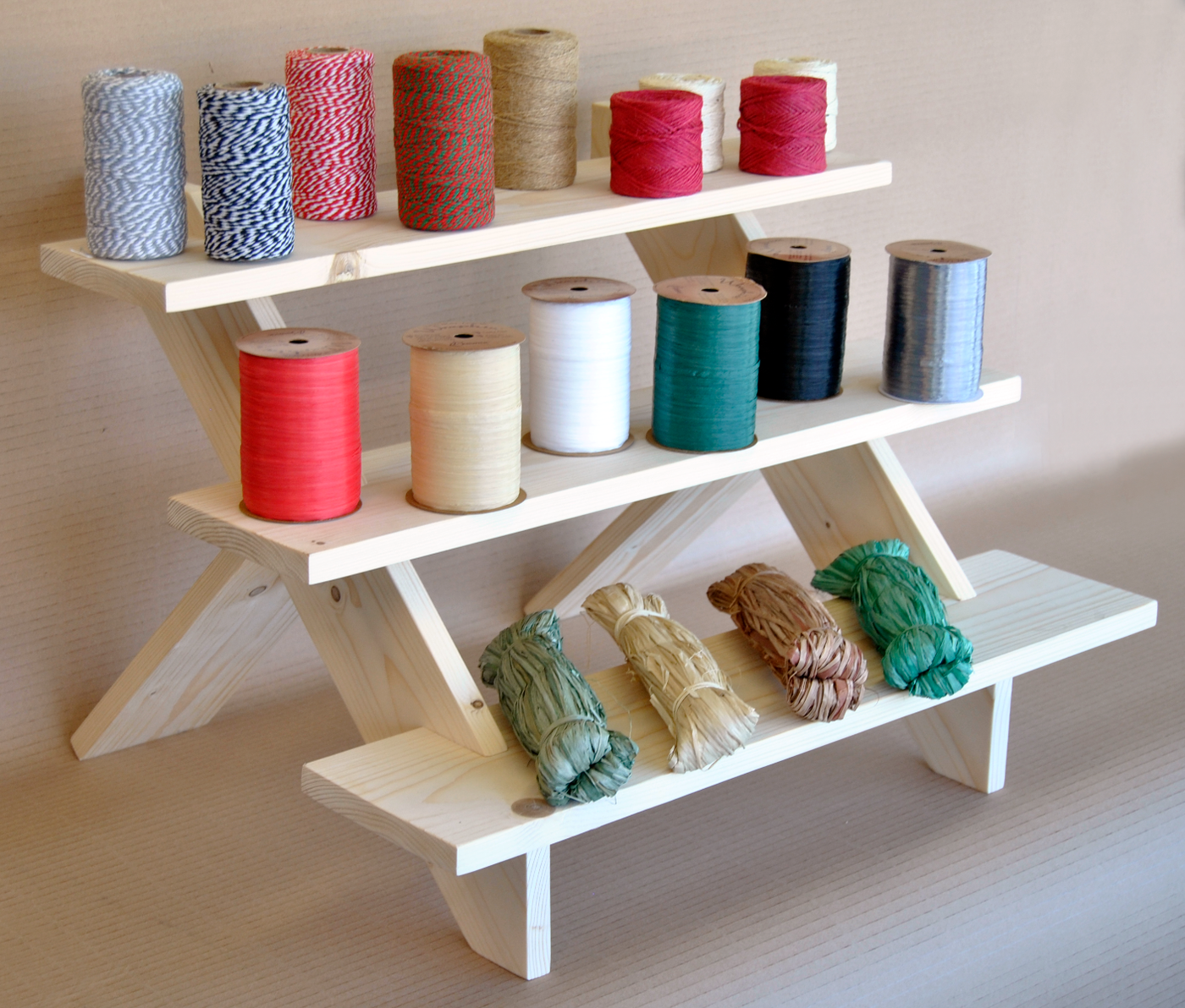 Wooden 3 Step Riser – Eddie's Hang-Up Display Ltd.